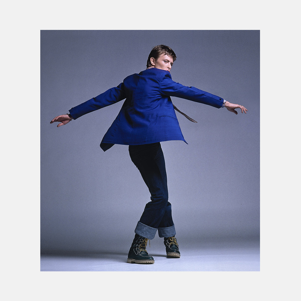 CLIVE ARROWSMITH, Bowie Twisting (Back) (Colour), London / Photo Art – KALKERIET CONTEMPORARY